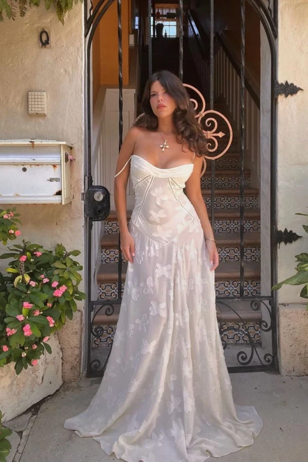 Rent Seren dress - House of CB | HURR