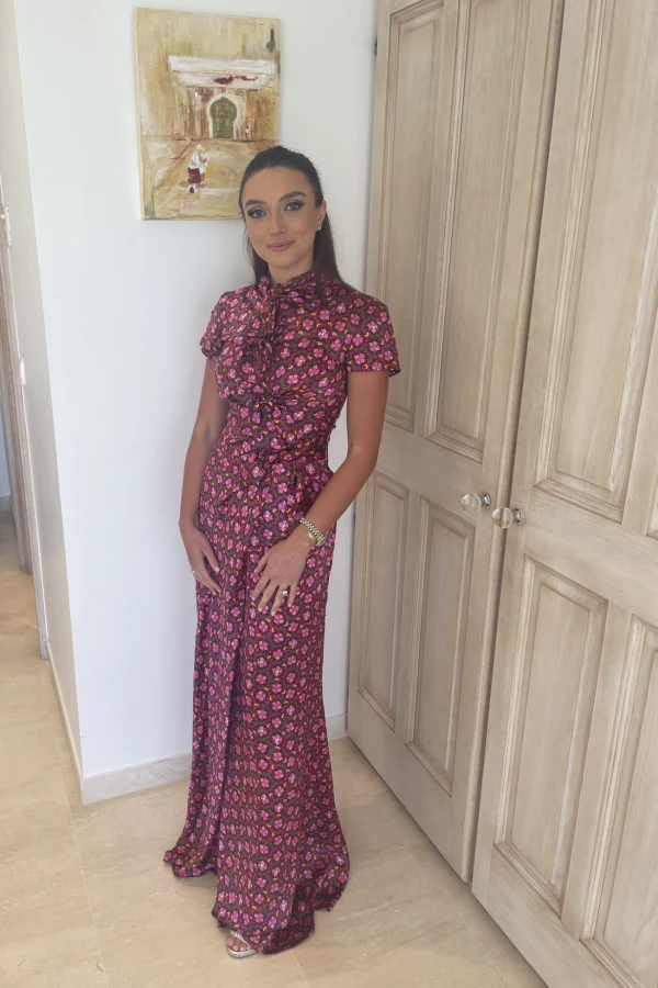 Rent Kelly- Small Sorrel Wine - Saloni | HURR