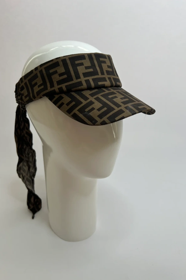 Rent Fendi Logo Visor Hat Cap - Fendi | HURR