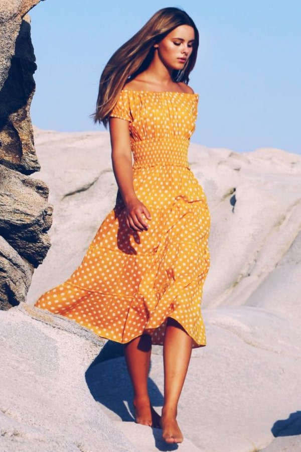 Rent RAH RAH SLEEVELESS MIDI DRESS - Pink City Prints | HURR