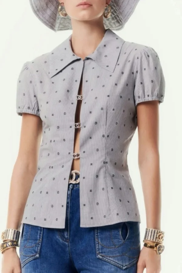 Rent Chanel top - Chanel | HURR