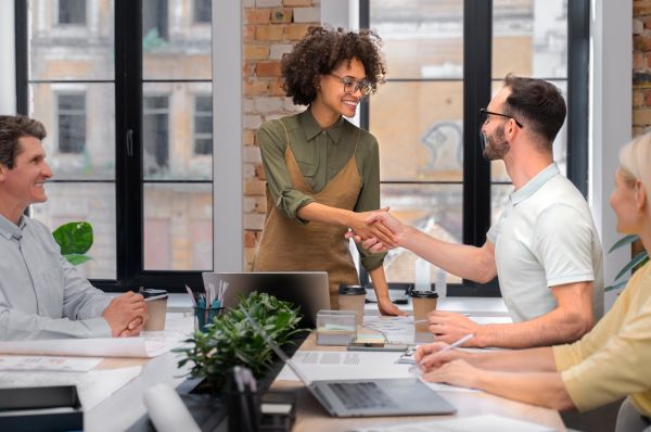 Best Practices for Employee Onboarding with Optimum Messaging Best Practices for Employee Onboarding with Optimum Messaging