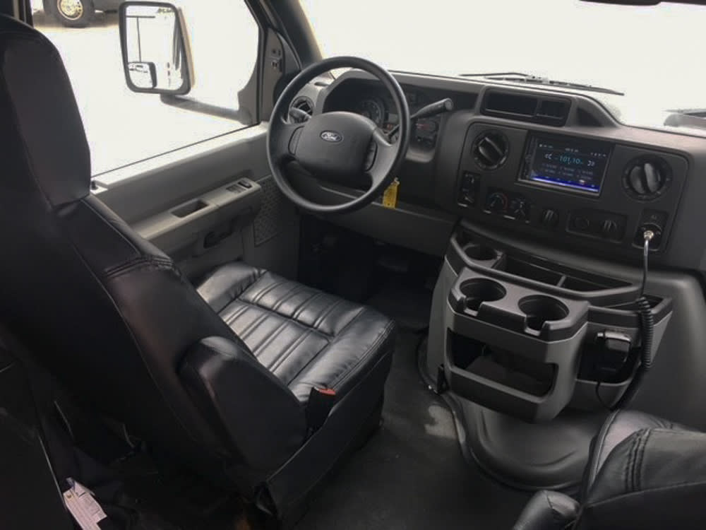 2021 Federal Coach Spirit - 14 Passengers | Model 1