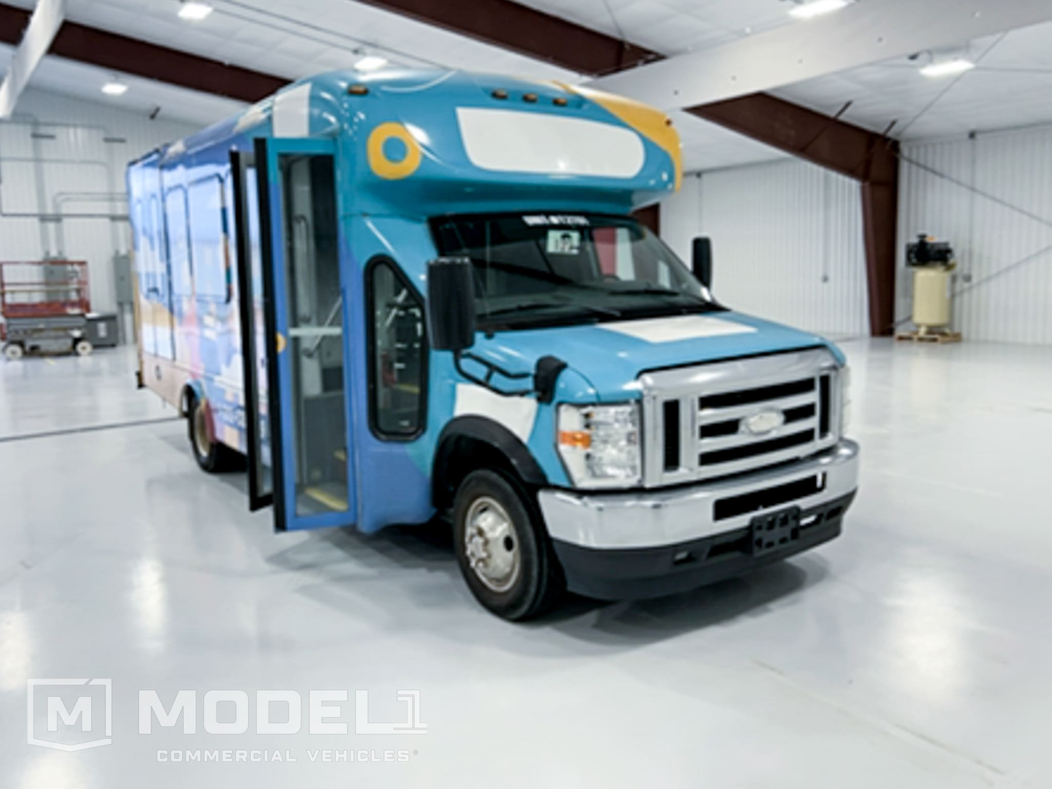 2016 Starcraft Allstar 22 Shuttle Bus - 6 Passengers, 4 Wheelchair ...