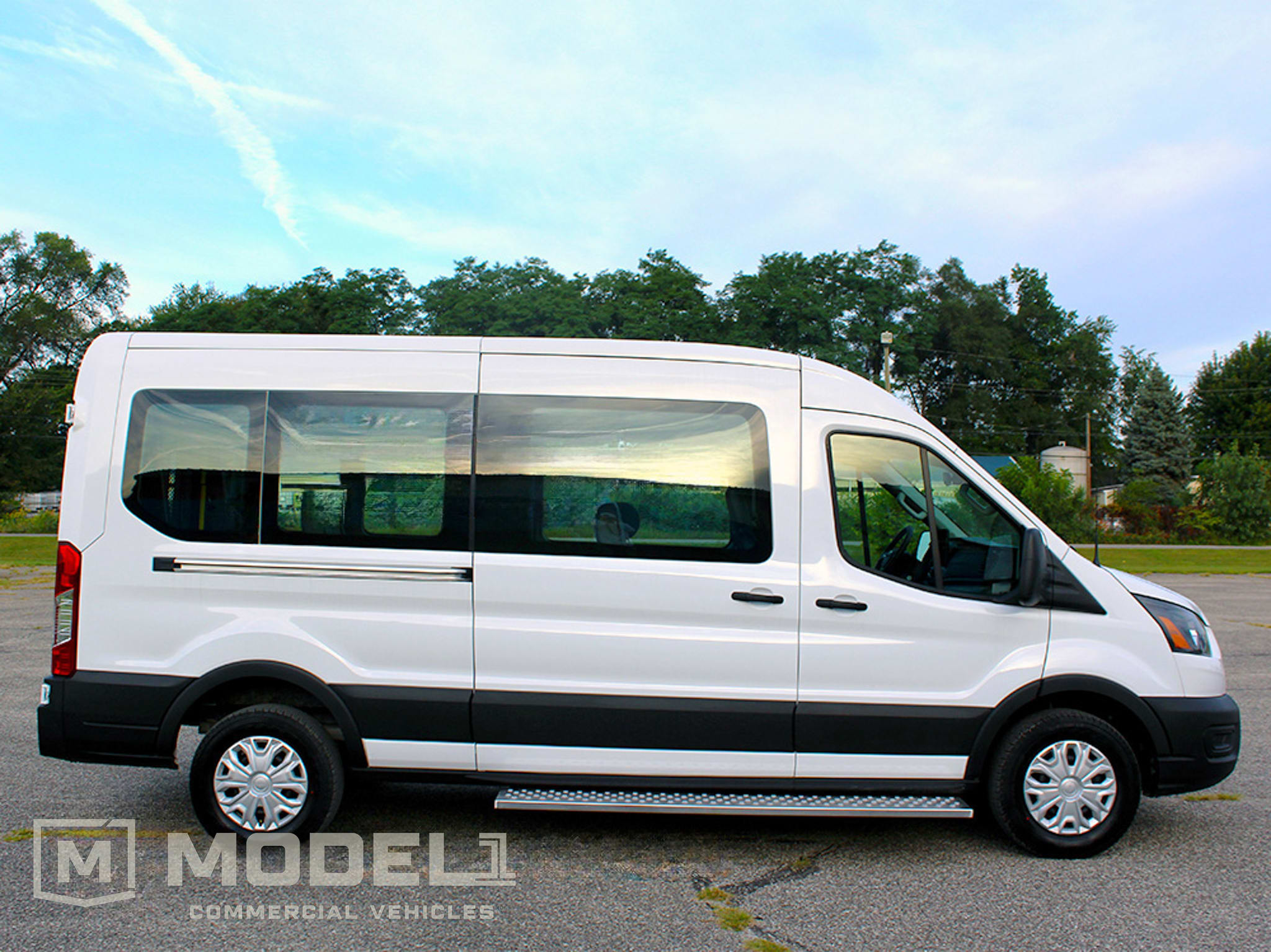 2022 Ford E-Transit Van Full Size Van FT20E0402CUT22 | Model 1