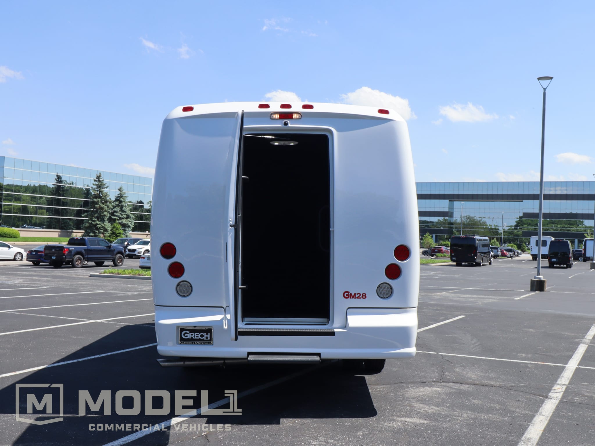 2025 Grech Motors GM28 Shuttle Bus | Model 1