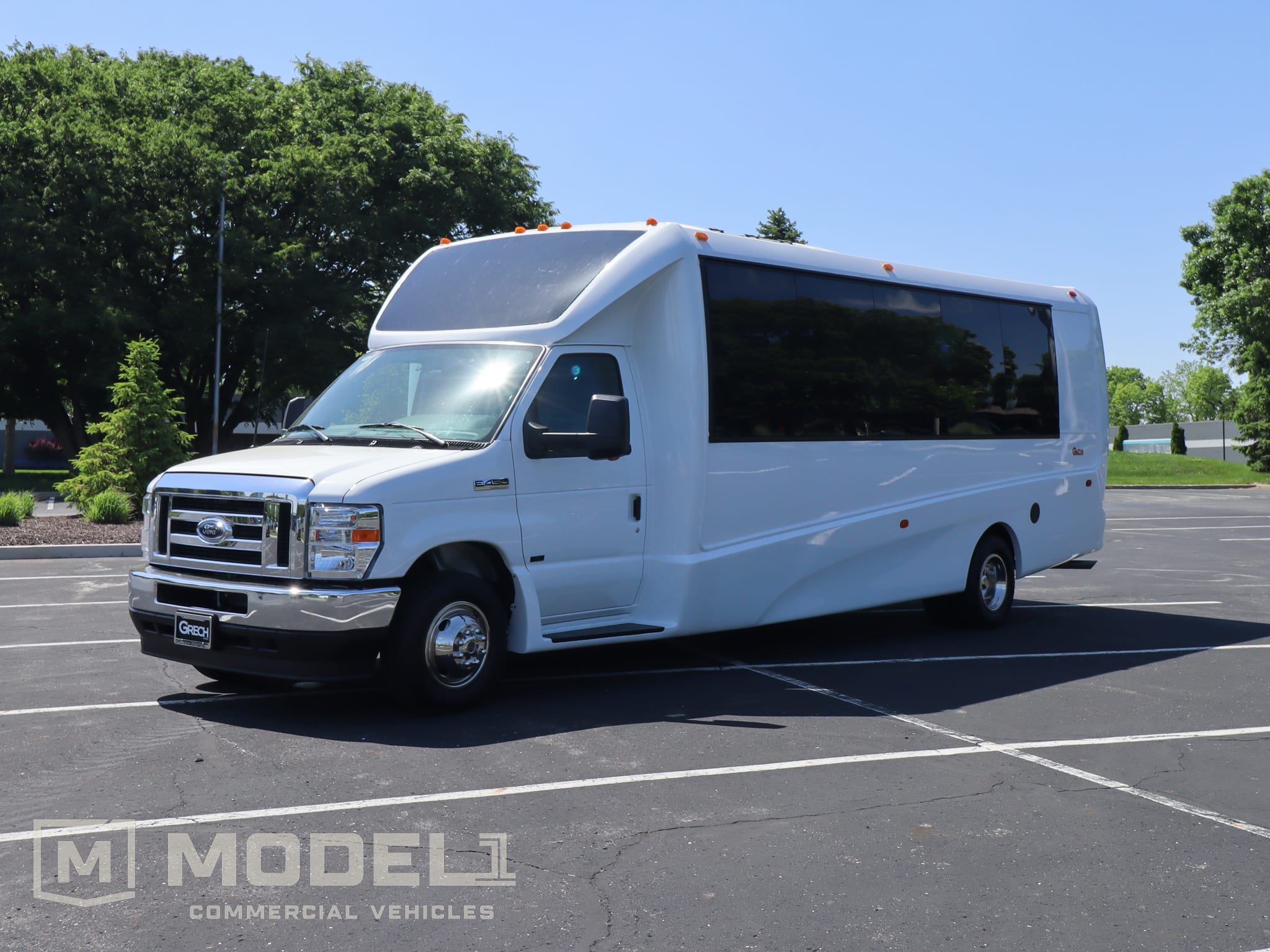 2025 Grech Motors GM28 Shuttle Bus | Model 1