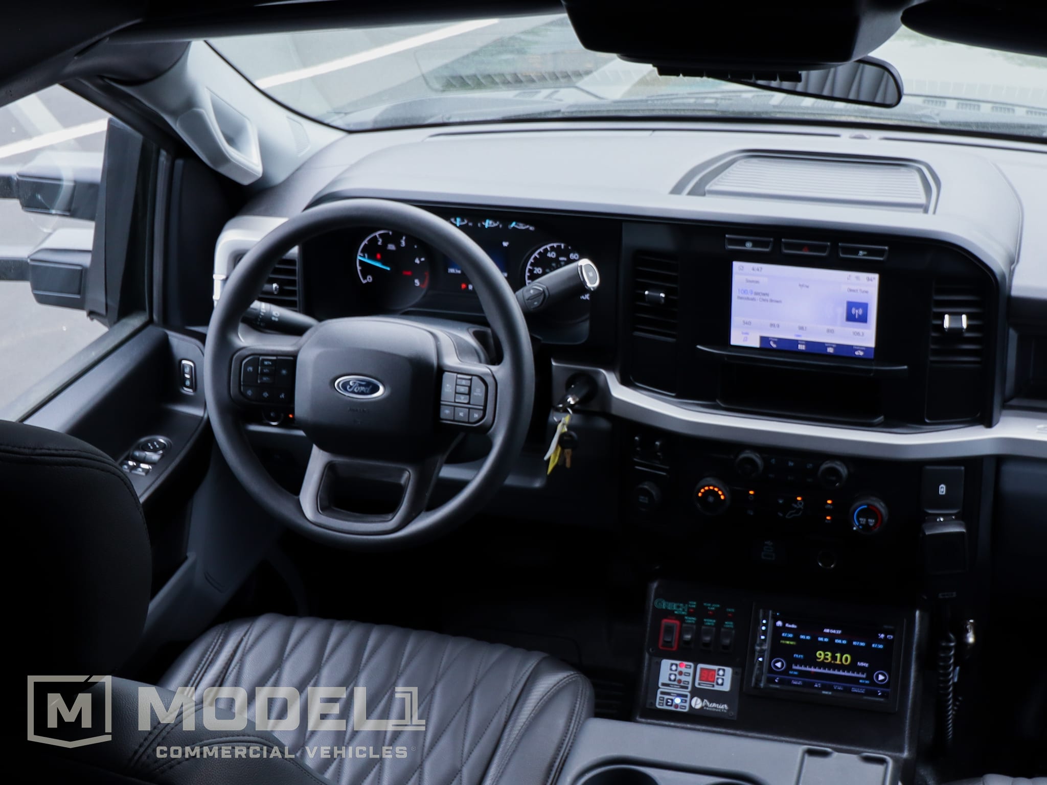 2025 Grech Motors GM33 Shuttle Bus | Model 1