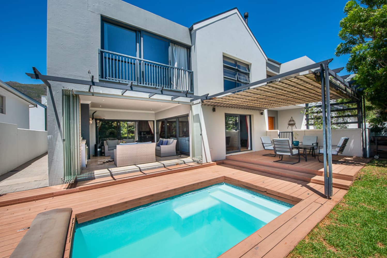 Modern Double-Storey Home in Secure Brandwacht aan Rivier Complex ...