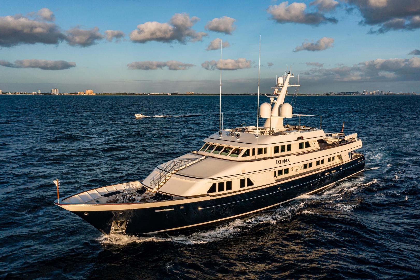 Explora Yacht for Sale | Feadship Yacht Explora for Sale | Y.CO