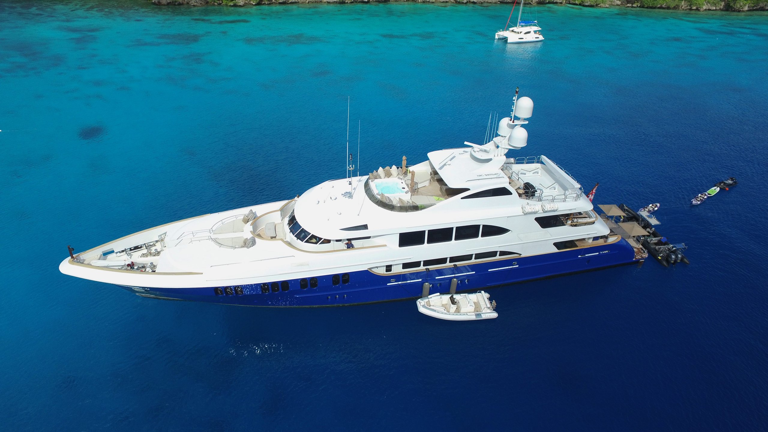 Superyacht Dirt Poor For Charter & Sale I Y.CO