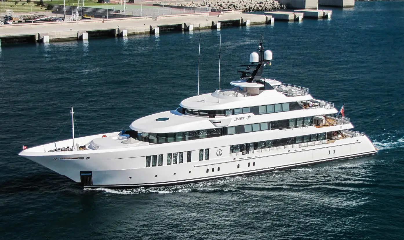 Superyacht Just J's | Royal Hakvoort Shipyard Yacht | Y.CO