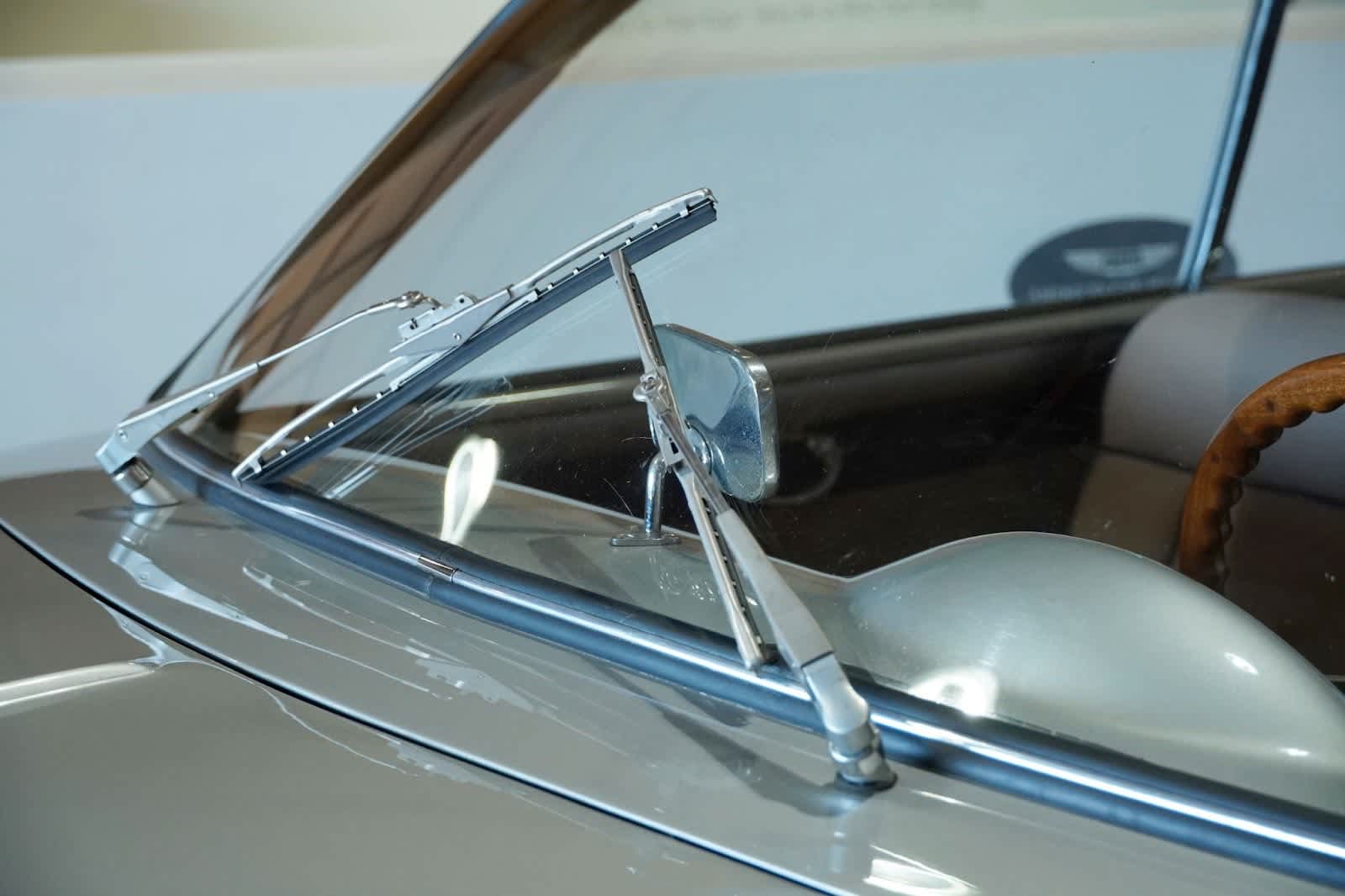 Top Reasons to Get Windshield Repaired in Sterling Heights