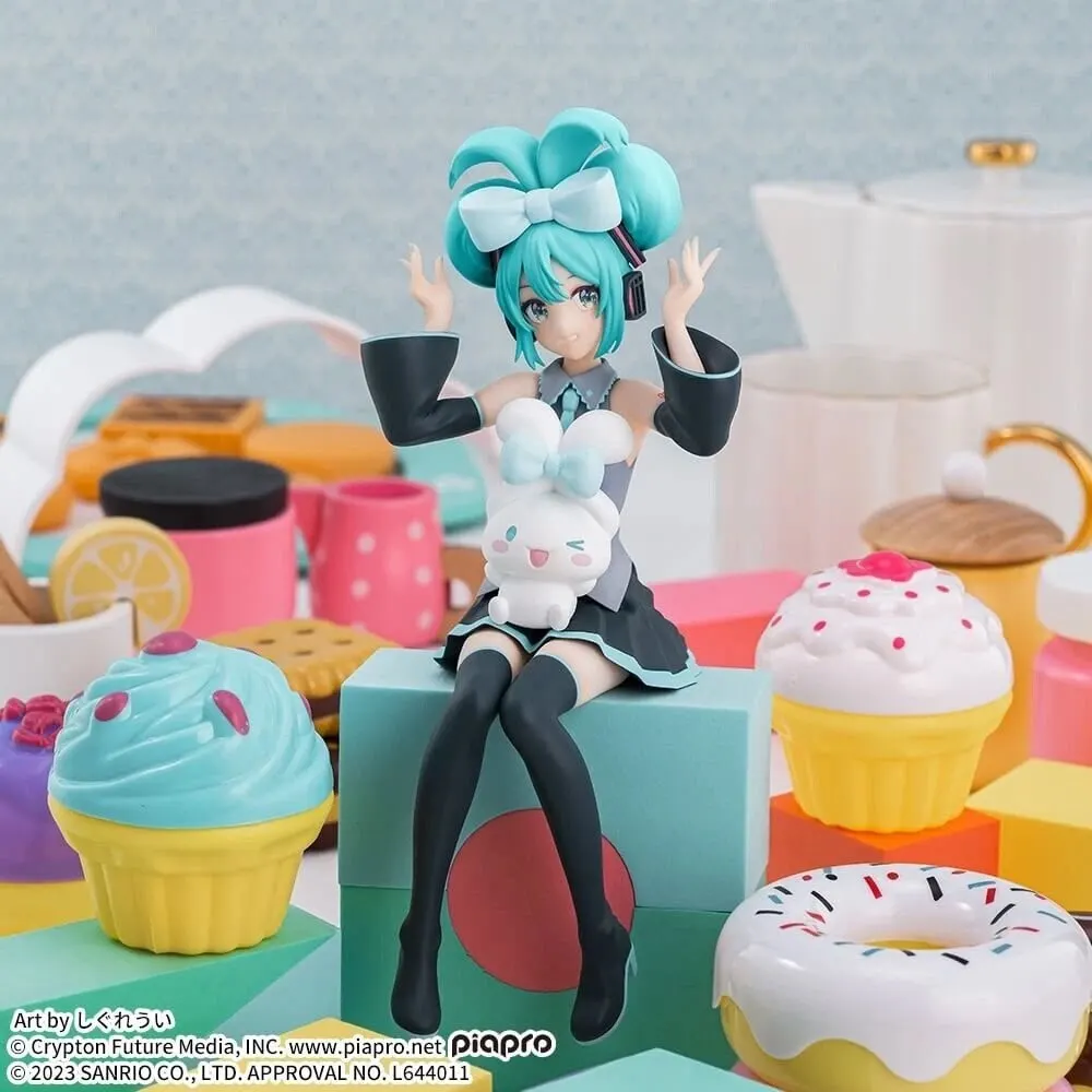 Hatsune Miku x Cinnamoroll Premium Chokonose Figure