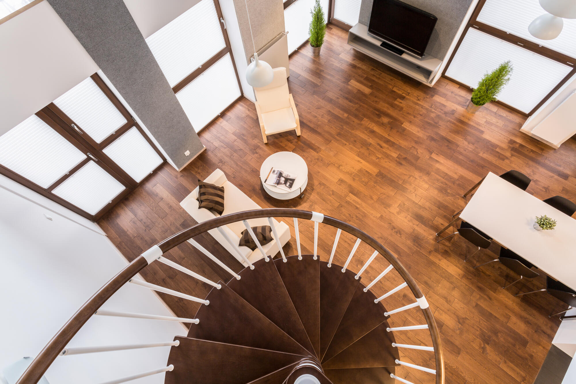 The Top Five Trending Wood Flooring Colors for 2024 | the USA ...