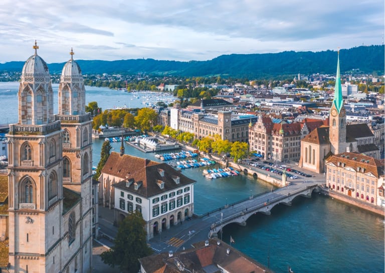 Swiss Chocolate Trip: Weekend Getaway to Lindt Home of Chocolate and ...