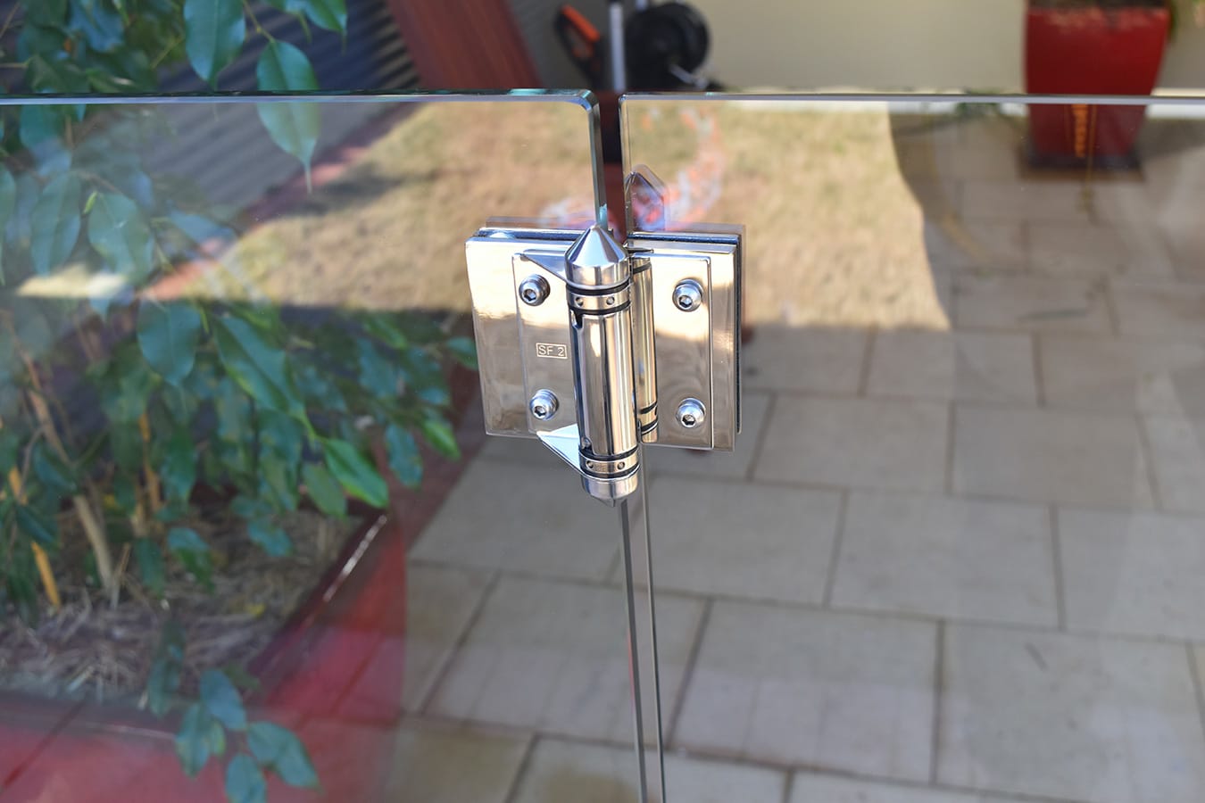 Pool Fence Fittings | Spigots, Latches, Hinges & Gates