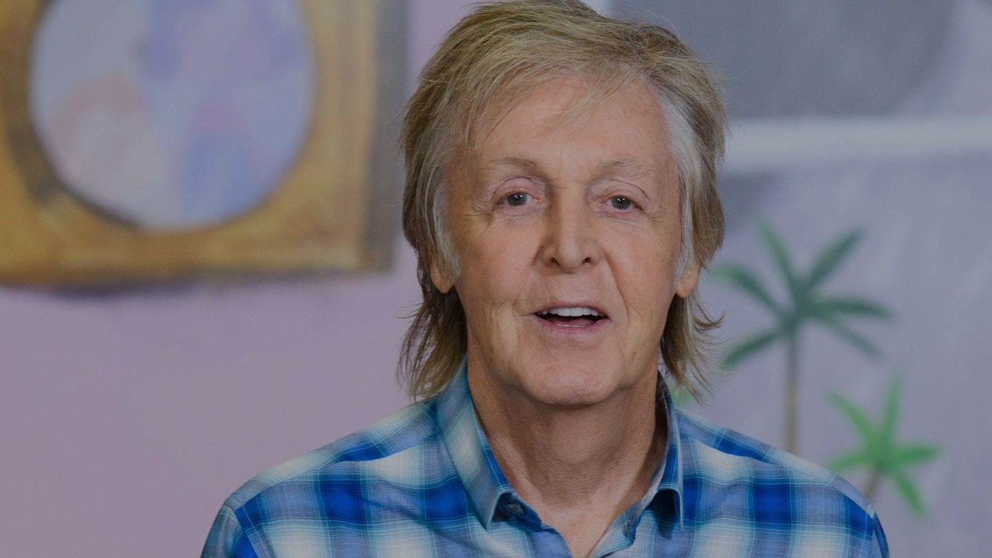 Paul McCartney a failli se faire écraser pendant un tourn...