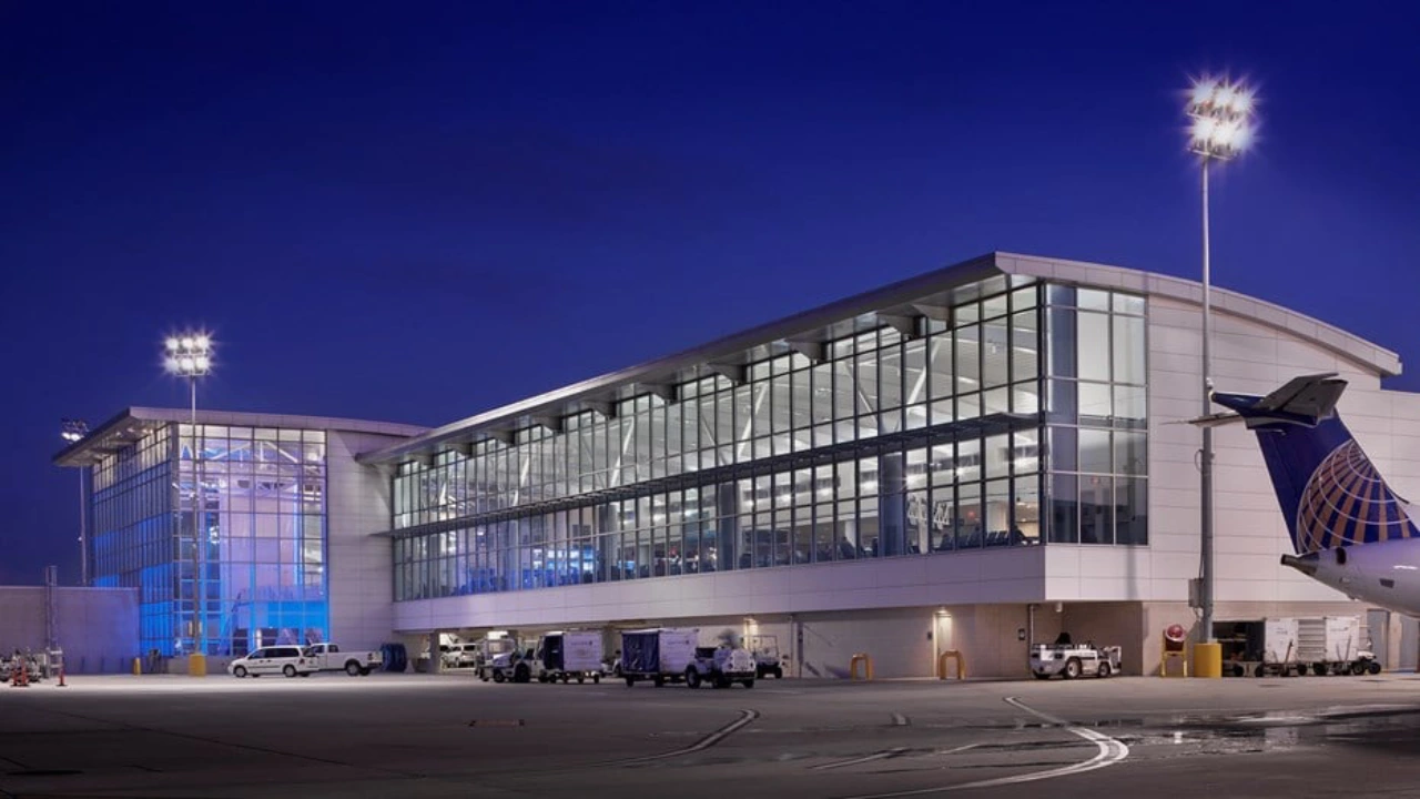George Bush Intercontinental Airport (IAH) & Terminal Map - AirlineAirport