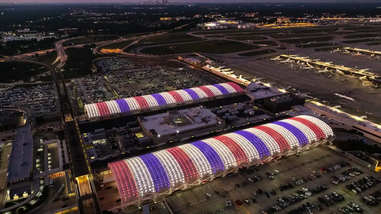 Atlanta Airport Domestic Terminal -North & South Wings, Airlines ...