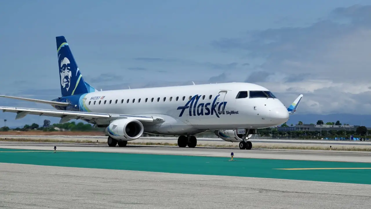 Alaska Airlines Terminal SEATAC – Main Terminal, Levels, Lounges & Gates