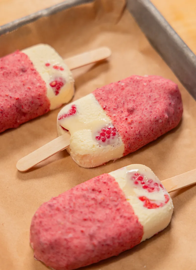 Raspberry Ice Cream Bar | Provecho