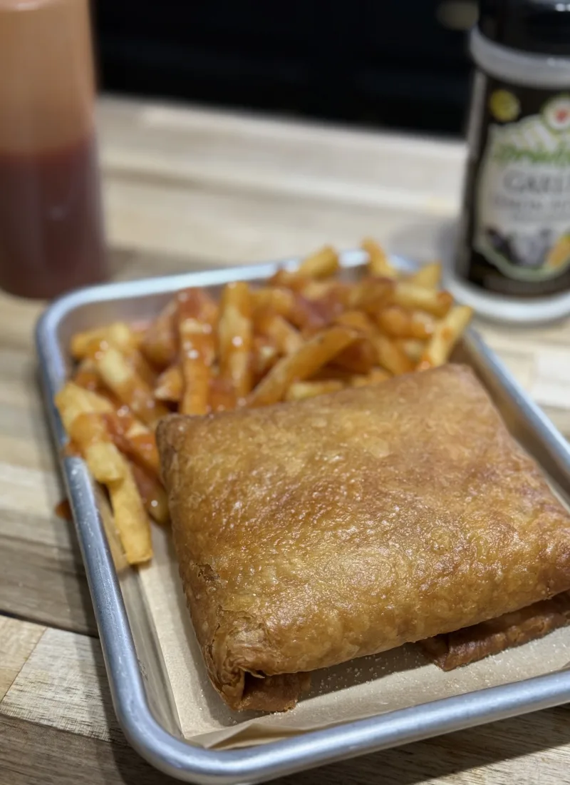 Chicago-Style Pizza Puff | Provecho