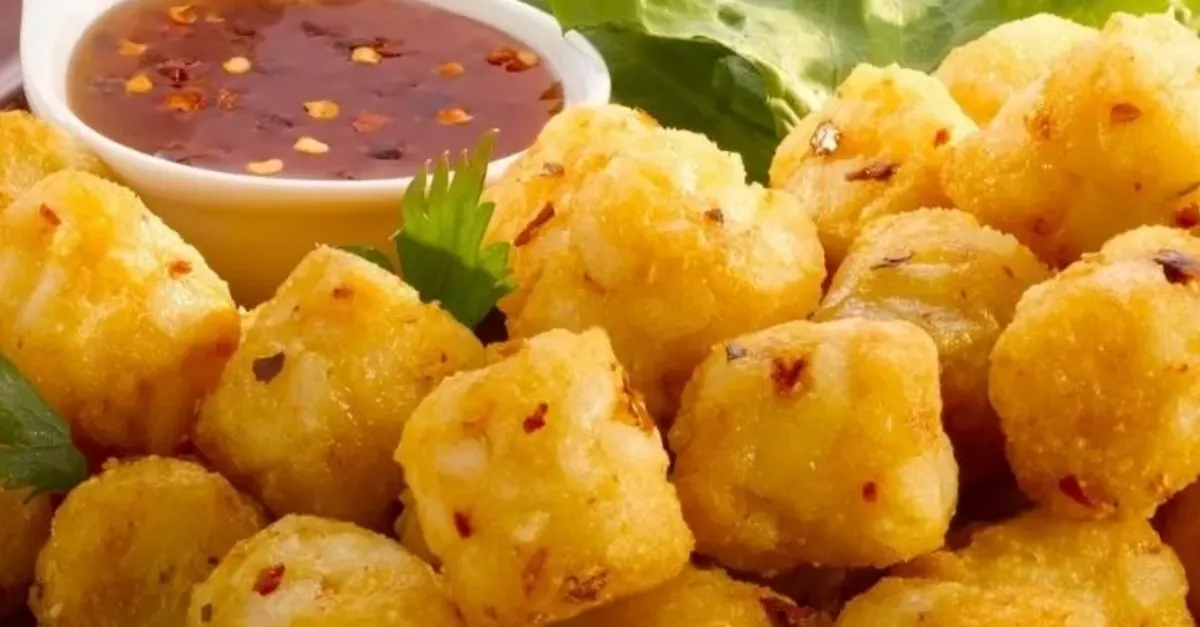 🥔🧄 Garlic Potato Pops: A Flavour Explosion! by foodsmenia