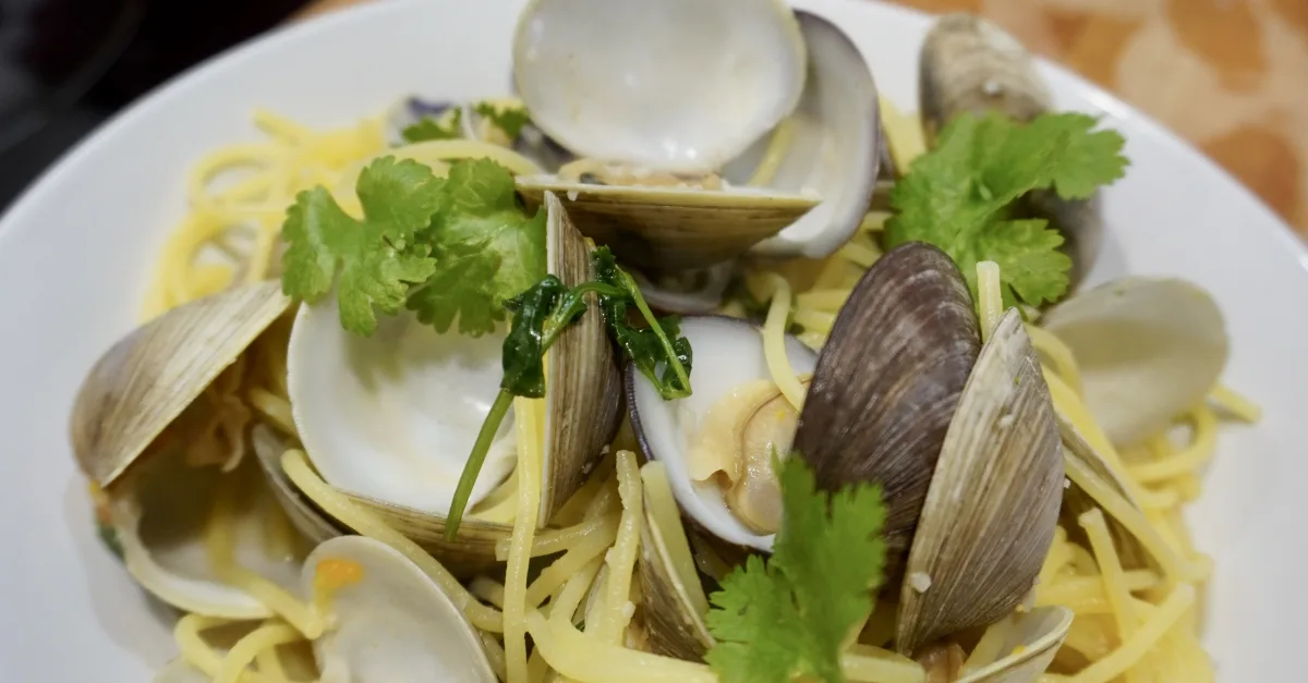 Peruvian-style Pasta with Clams | Provecho