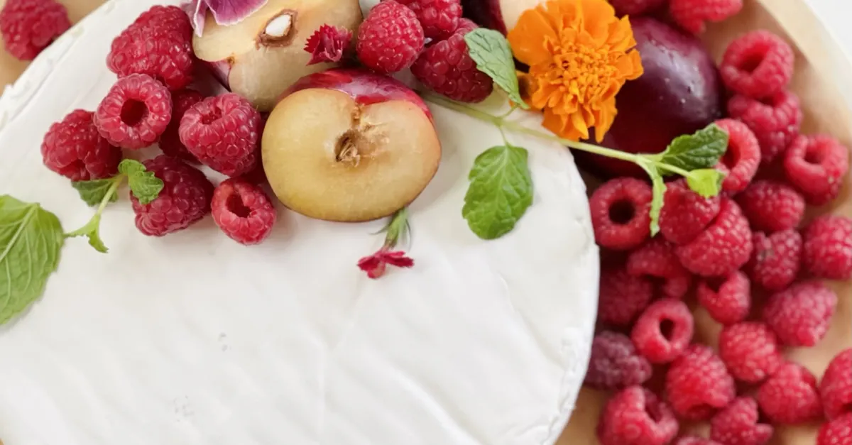 Festive Brie Platter By Theplattergirl