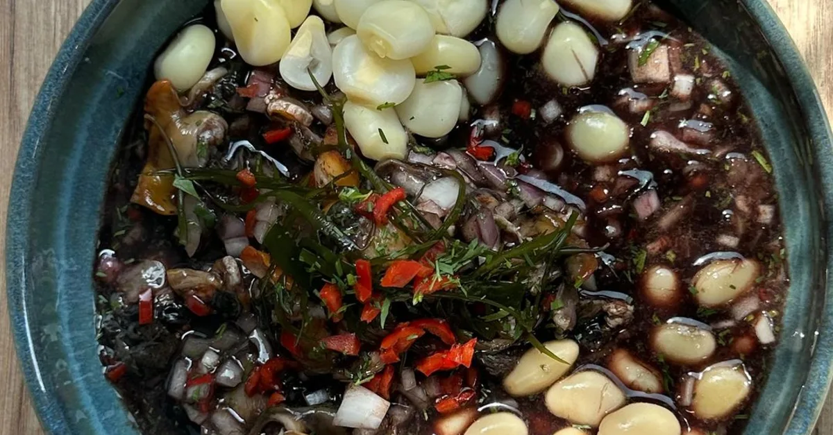 Ceviche de Conchas negras [Black Shell Ceviche] by chefrodrigofernandini