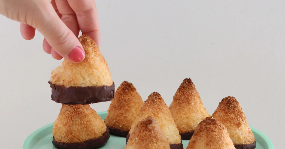 Coconut Pyramids by georgiascakes