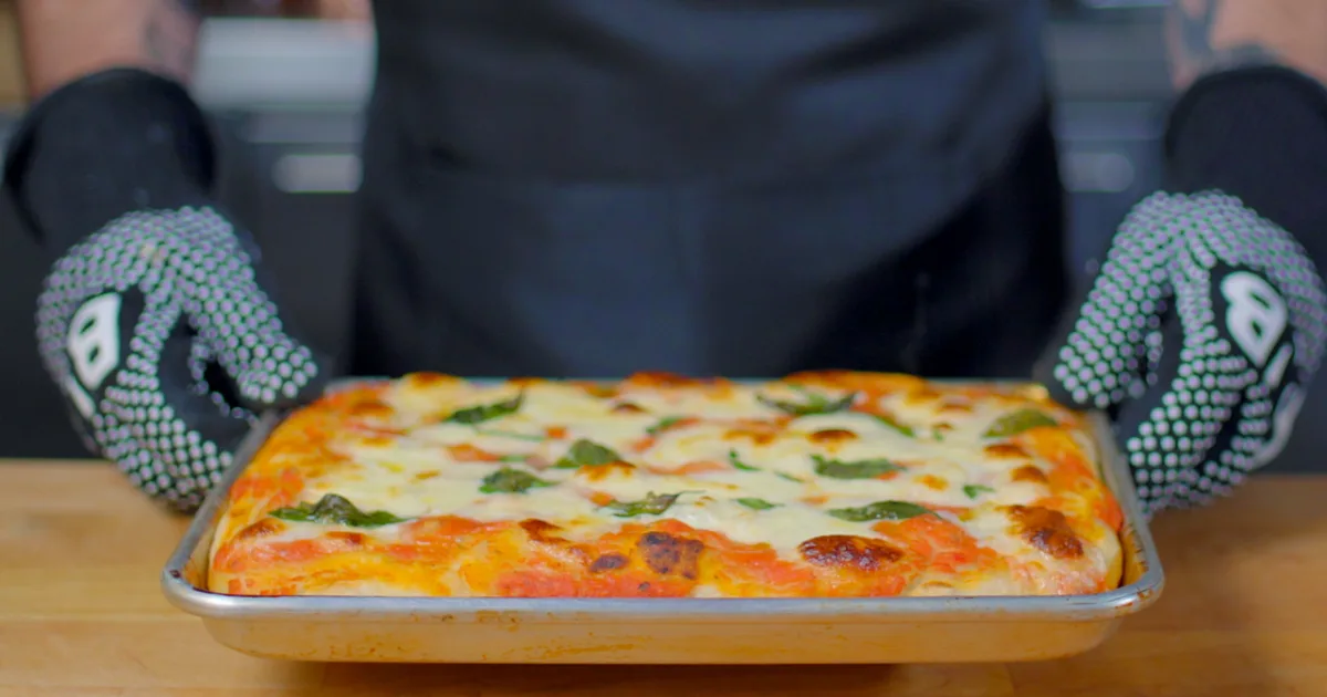 PAN PIZZA | Babish