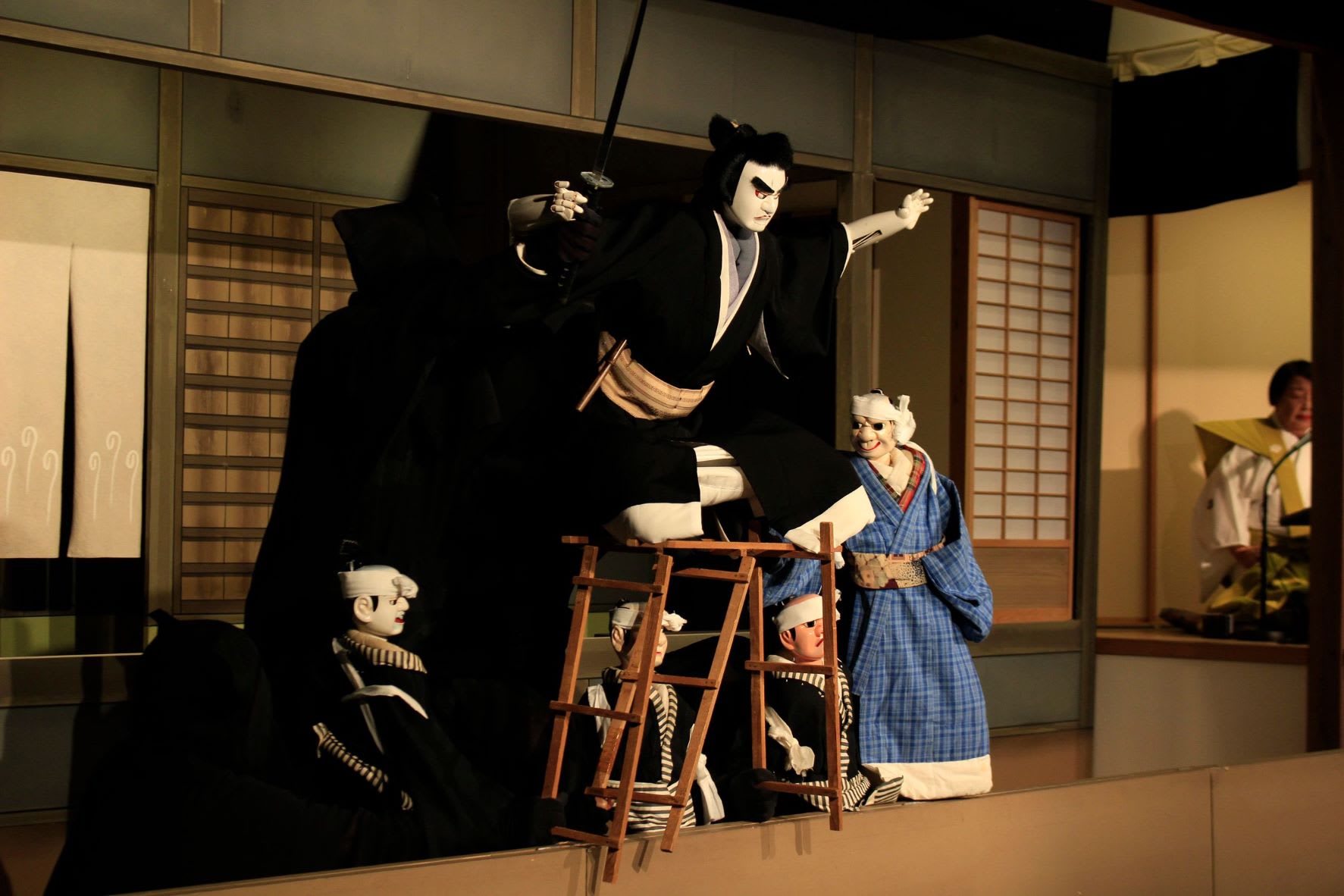 Awa Jurobe Yashiki -where you can feel the country of Ningyo Joruri ...