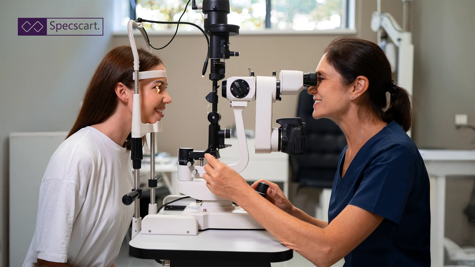 Top 7 Questions A Patient Should Ask An Eye Doctor | Specscart