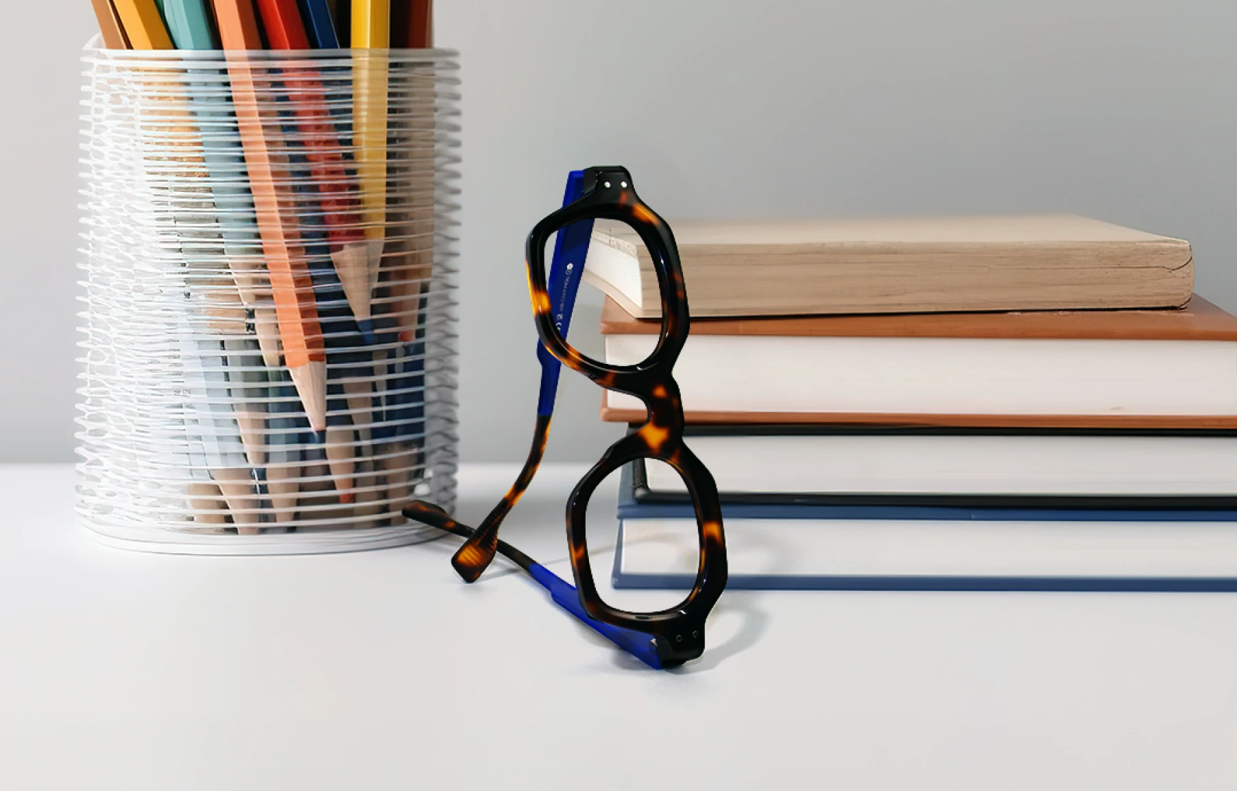 Dual-Toned, Acetate Glasses | Specscart.