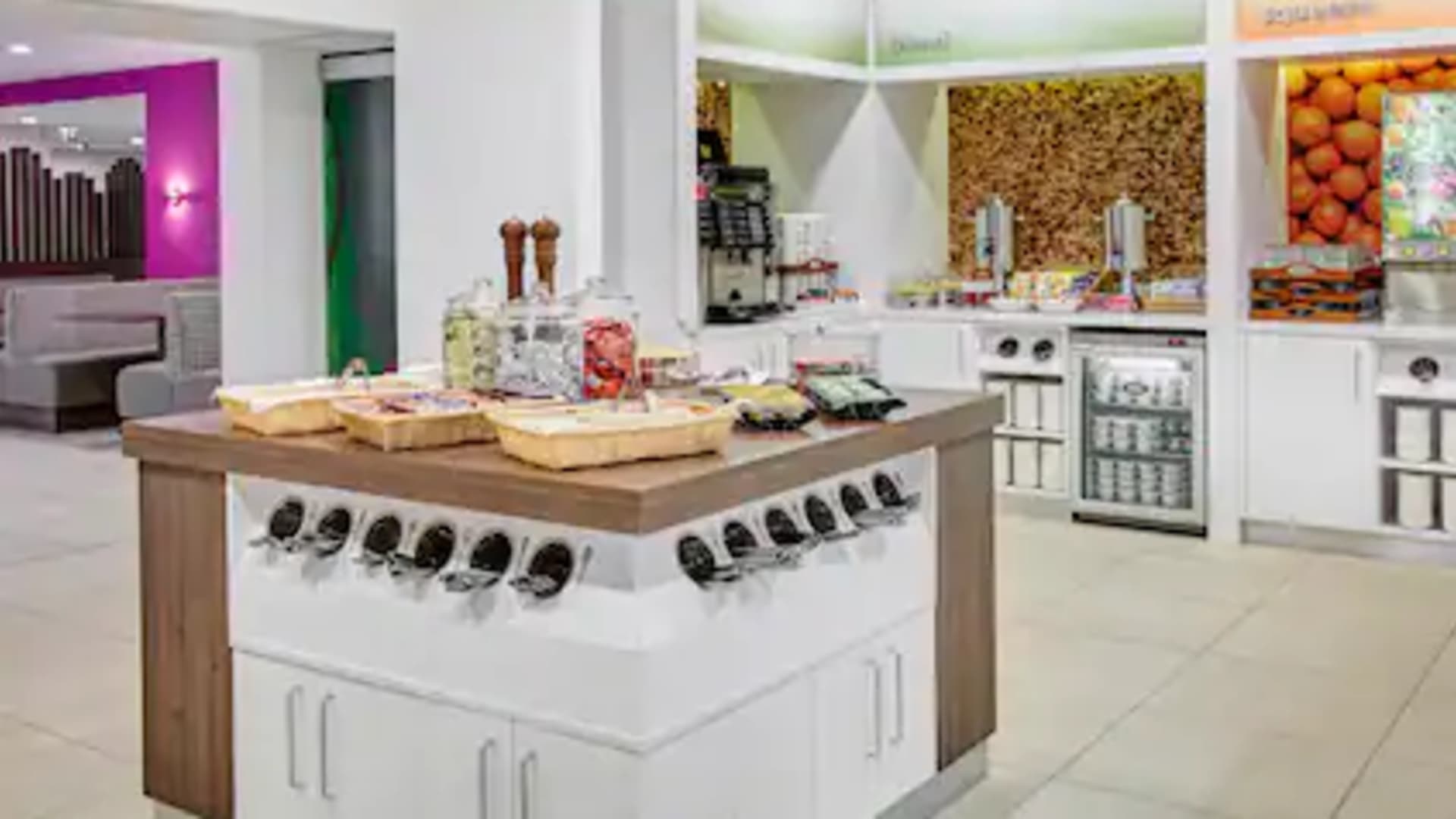 Hampton by Hilton Bristol City Centre Hampton by Hilton Bristol City Centre