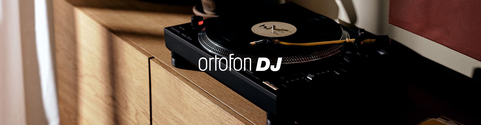Ortofon DJ | Lyra