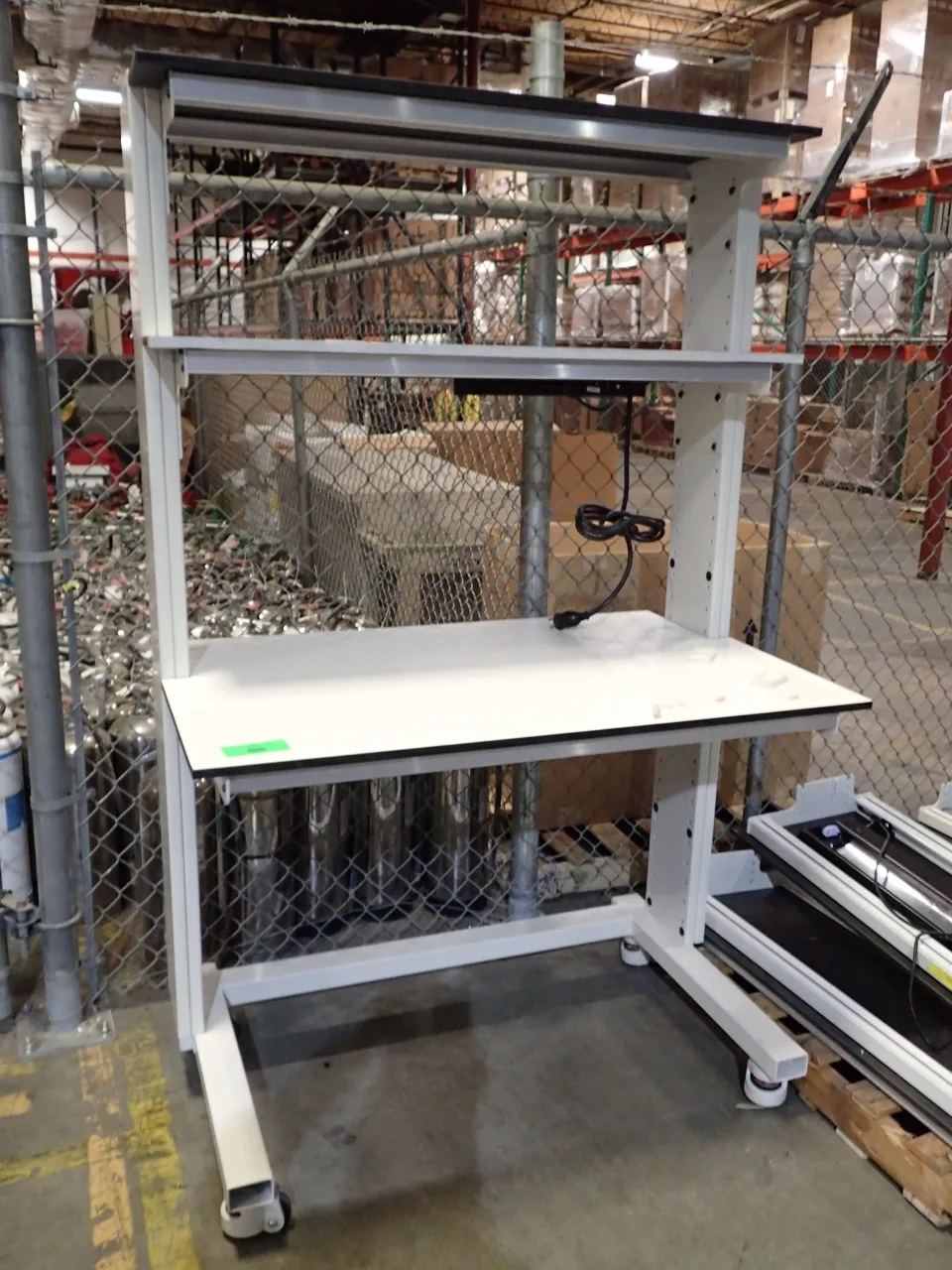 (1) Laboratory Grade, Chemical Resistant Workstation w/ (1) Pallet ...