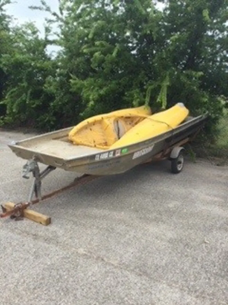 15 ft. Jon boat, trailer and 3 kayak | Surplus Marketplace