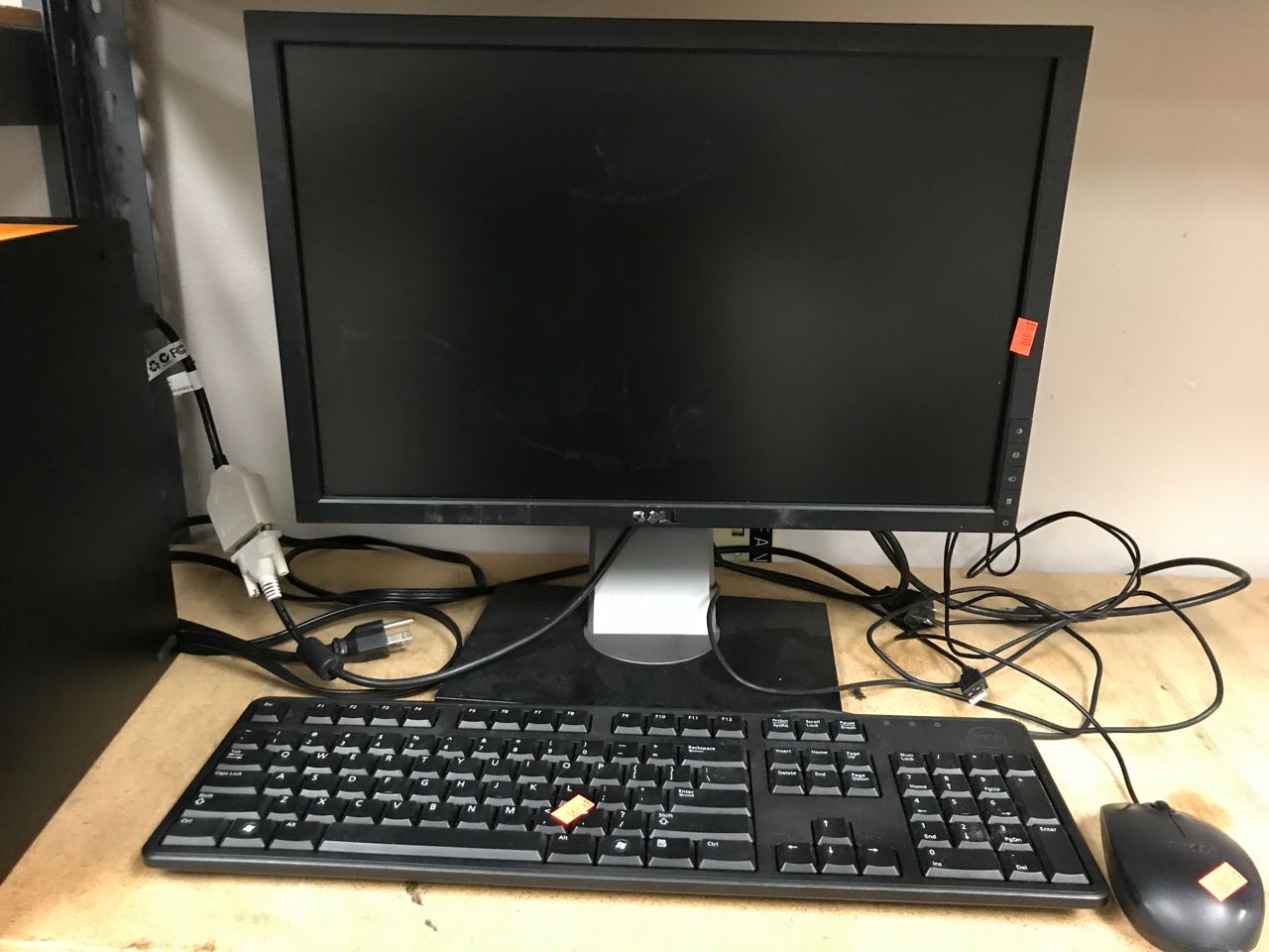 Complete Office Desk setup with Dell Optiplex 7050 | Surplus Marketplace