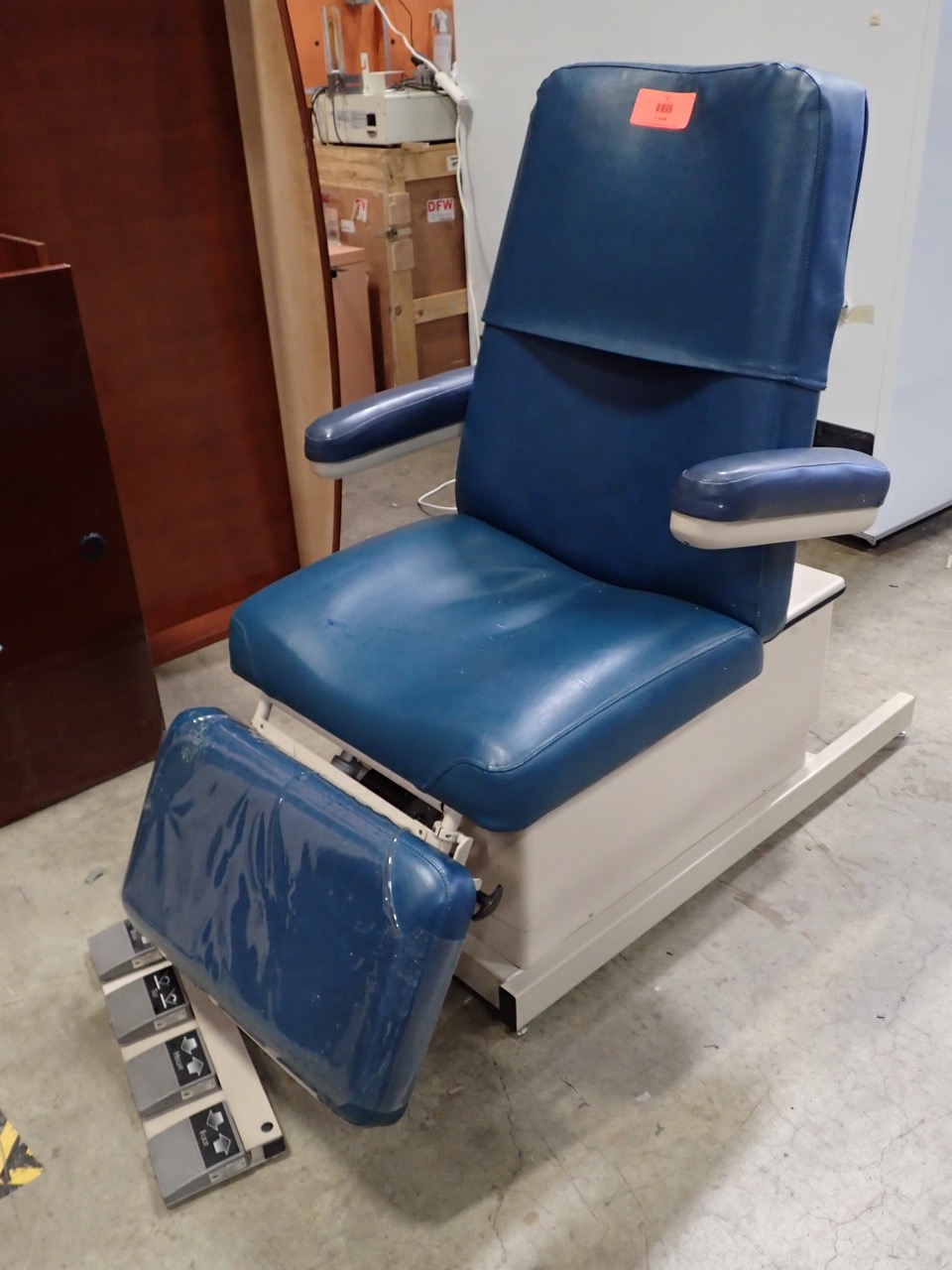 Hill Model HA90W Electric Exam Table | Surplus Marketplace