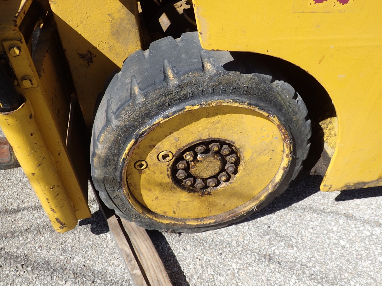 Baker FJD-040-M02 Forklift (Propane) - Surplus Marketplace