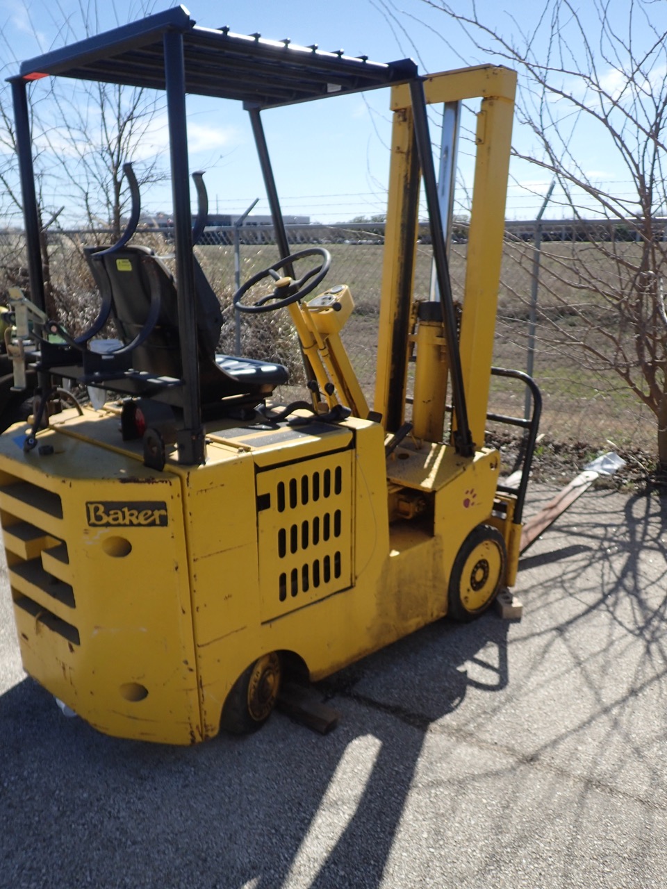 Baker FJD-040-M02 Forklift (Propane) - Surplus Marketplace