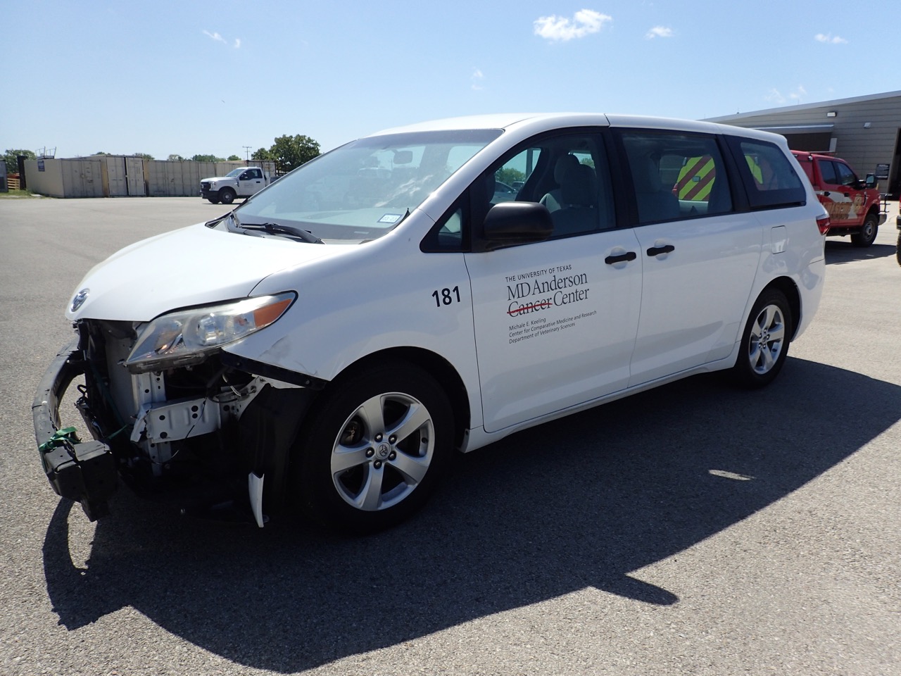 2015 Toyota Sienna Sport Minivan (Wrecked) | Surplus Marketplace