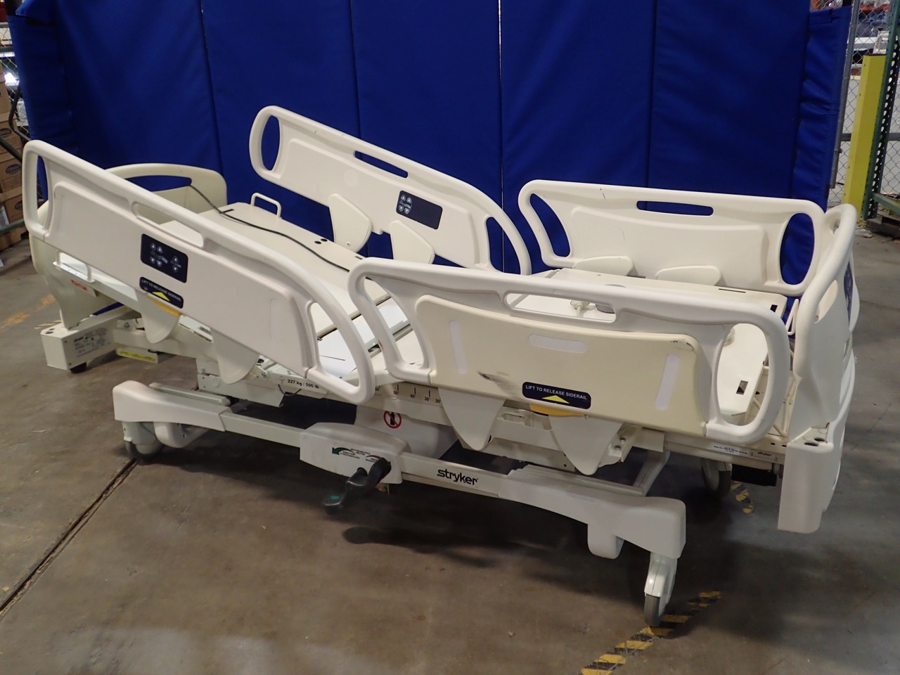 Stryker FL28EX GoBed - Surplus Marketplace