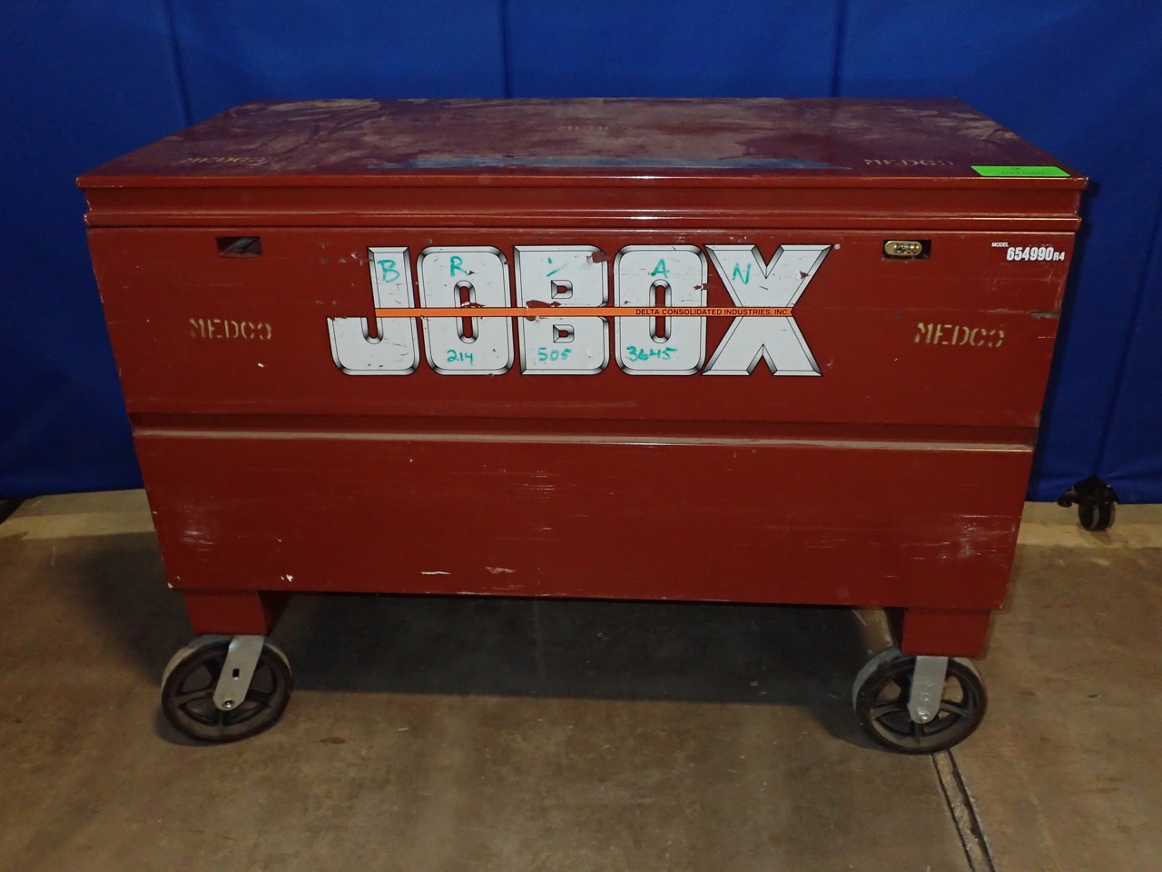 JOBOX 654990 Jobsite Toolbox | Surplus Marketplace