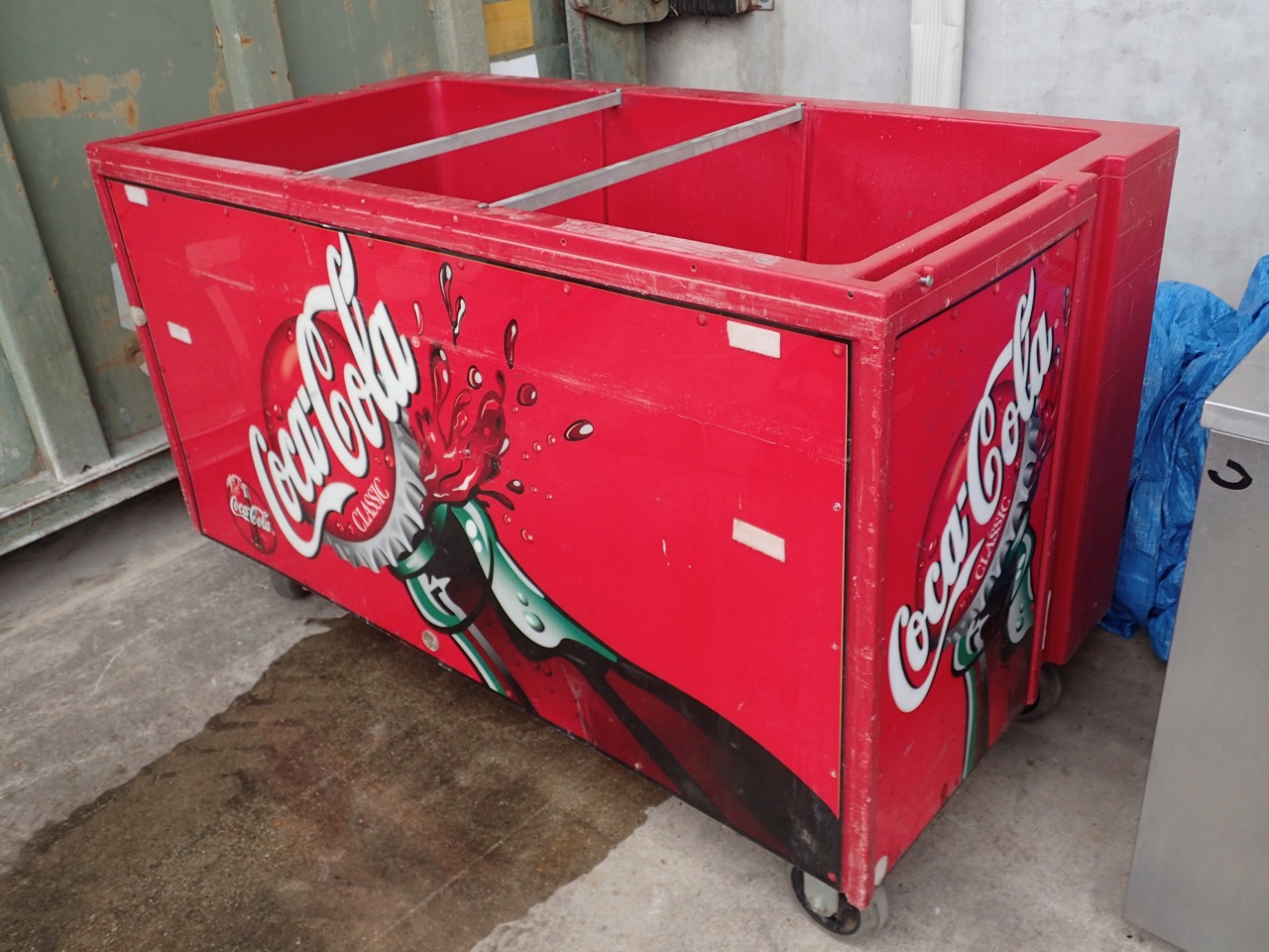 (1) Large Coca-Cola Plastic Rolling Ice Chest | Surplus Marketplace