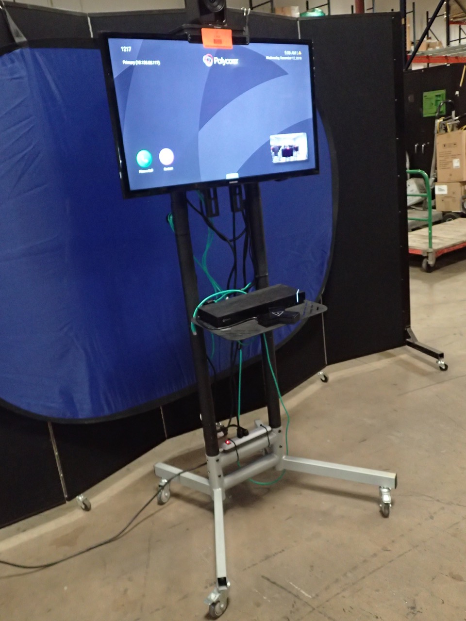 (1) Portable Polycom Teleconferencing System | Surplus Marketplace