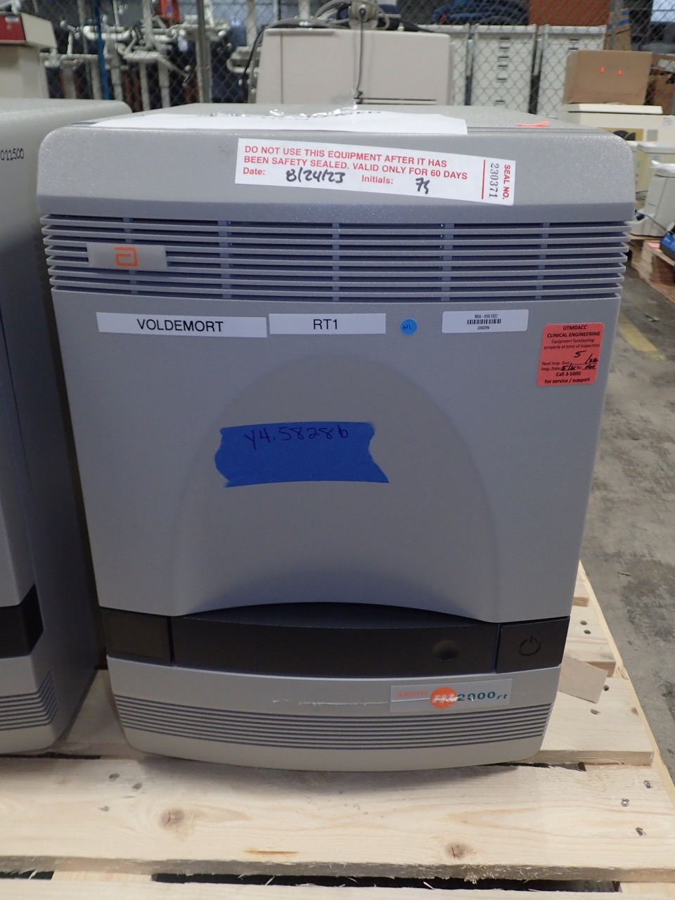 (2) Abbott M2000RT RealTime System Molecular Analyzers - Surplus ...